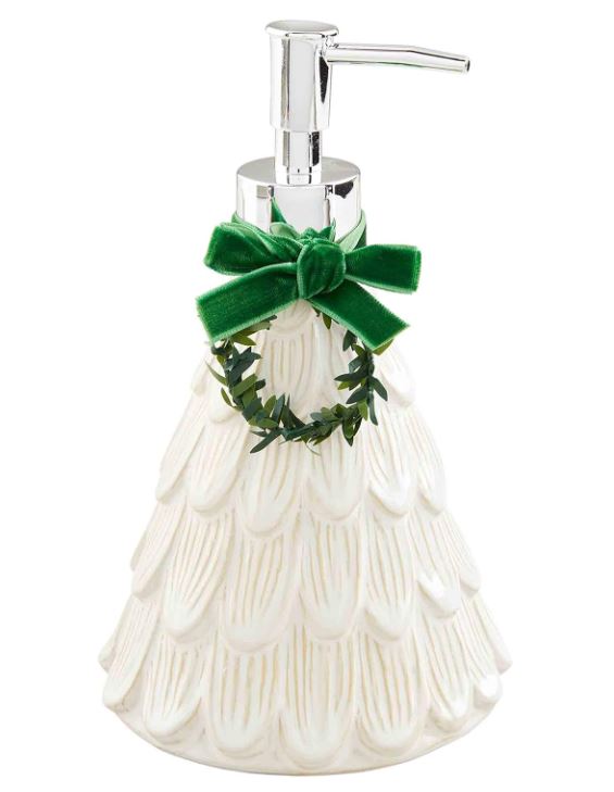 17 Festive White Christmas Decor Ideas You'll LOVE - Home Styling By Maya